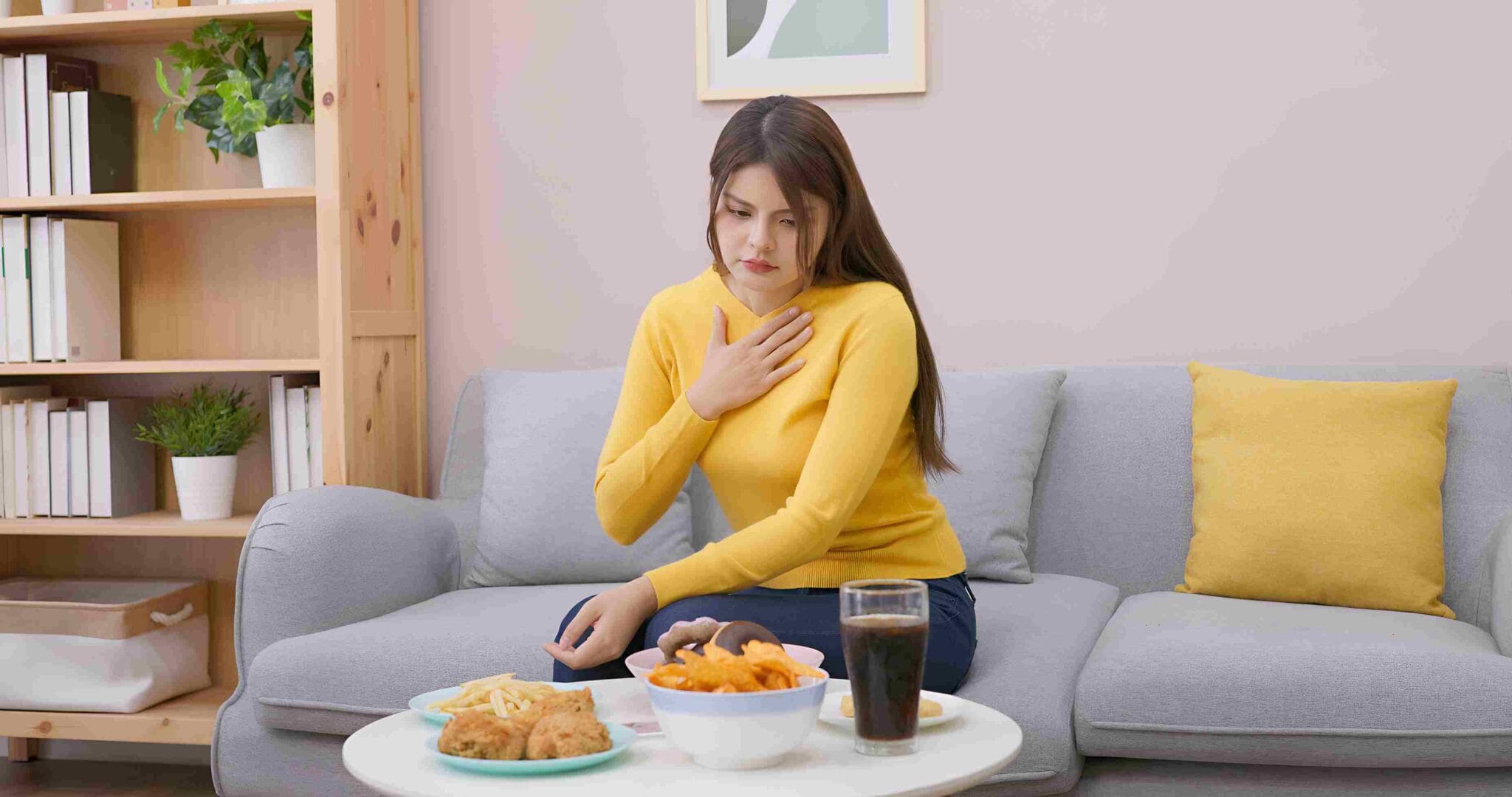 Does Water Help Heartburn? 8 Surprising Truth About Water and Acid Reflux